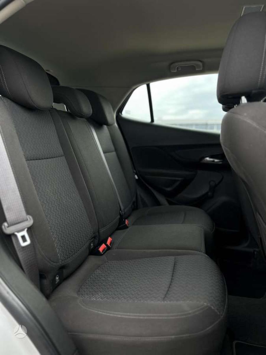 Balts Opel Mokka X 2017 Kauņa, ar dzinēja tilpumu 1.60 L un nobraukumu 90 tūkst. km par 9450 €, foto 35 vietnē AUTOMOTO.COM.LV