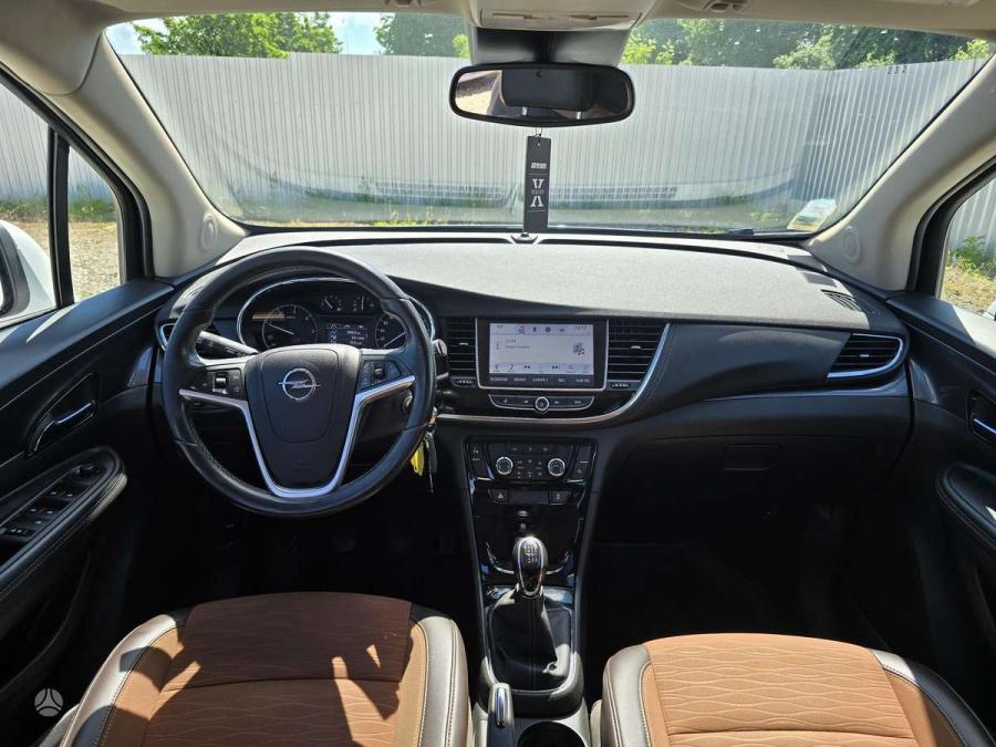 Balts Opel Mokka X 2017 Tauragė, ar dzinēja tilpumu 1.60 L un nobraukumu 152 tūkst. km par 8500 €, foto 10 vietnē AUTOMOTO.COM.LV