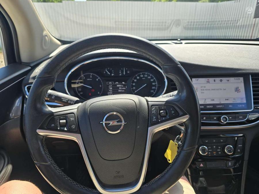 Balts Opel Mokka X 2017 Tauragė, ar dzinēja tilpumu 1.60 L un nobraukumu 152 tūkst. km par 8500 €, foto 13 vietnē AUTOMOTO.COM.LV