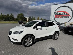 White Opel Mokka X 2017 in Telschi, with an engine capacity of 1.60 L and mileage of 166 thousand km for 7800 €, photo 3 on AUTOMOTO.COM.LV