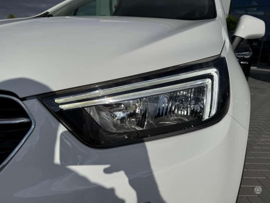 White Opel Mokka X 2017 in Telschi, with an engine capacity of 1.60 L and mileage of 166 thousand km for 7800 €, photo 12 on AUTOMOTO.COM.LV