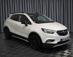 White Opel Mokka X 2018 in Kaunas, with an engine capacity of 1.60 L and mileage of 198 thousand km for 8200 €, photo 2 on AUTOMOTO.COM.LV