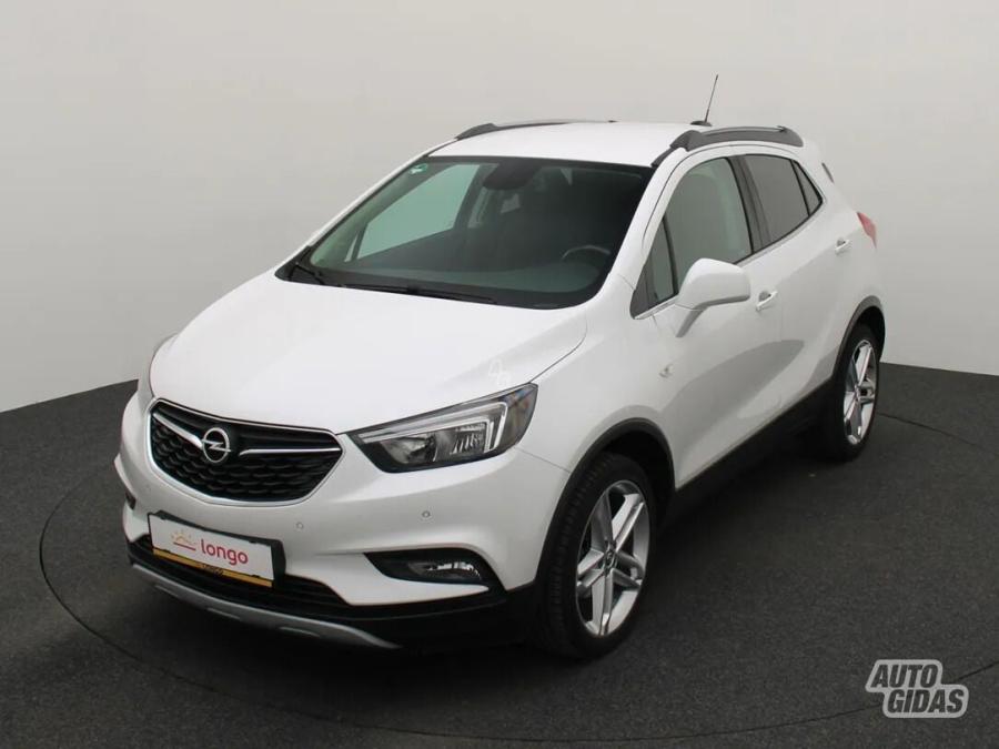 White Opel Mokka X 2018 in Vilnius, with an engine capacity of 1.60 L and mileage of 154 thousand km for 10999 €, photo 1 on AUTOMOTO.COM.LV