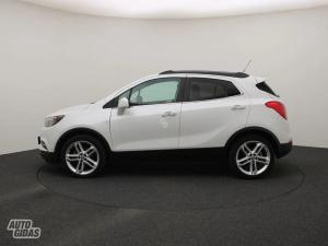 White Opel Mokka X 2018 in Vilnius, with an engine capacity of 1.60 L and mileage of 154 thousand km for 10999 €, photo 7 on AUTOMOTO.COM.LV