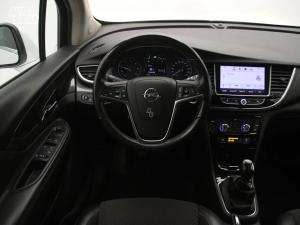 White Opel Mokka X 2018 in Vilnius, with an engine capacity of 1.60 L and mileage of 154 thousand km for 10999 €, photo 18 on AUTOMOTO.COM.LV