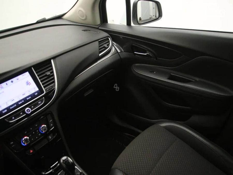White Opel Mokka X 2018 in Vilnius, with an engine capacity of 1.60 L and mileage of 154 thousand km for 10999 €, photo 22 on AUTOMOTO.COM.LV