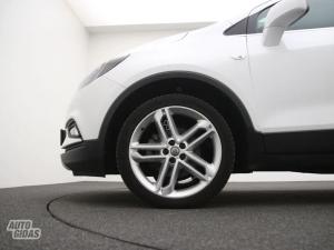 White Opel Mokka X 2018 in Vilnius, with an engine capacity of 1.60 L and mileage of 154 thousand km for 10999 €, photo 29 on AUTOMOTO.COM.LV