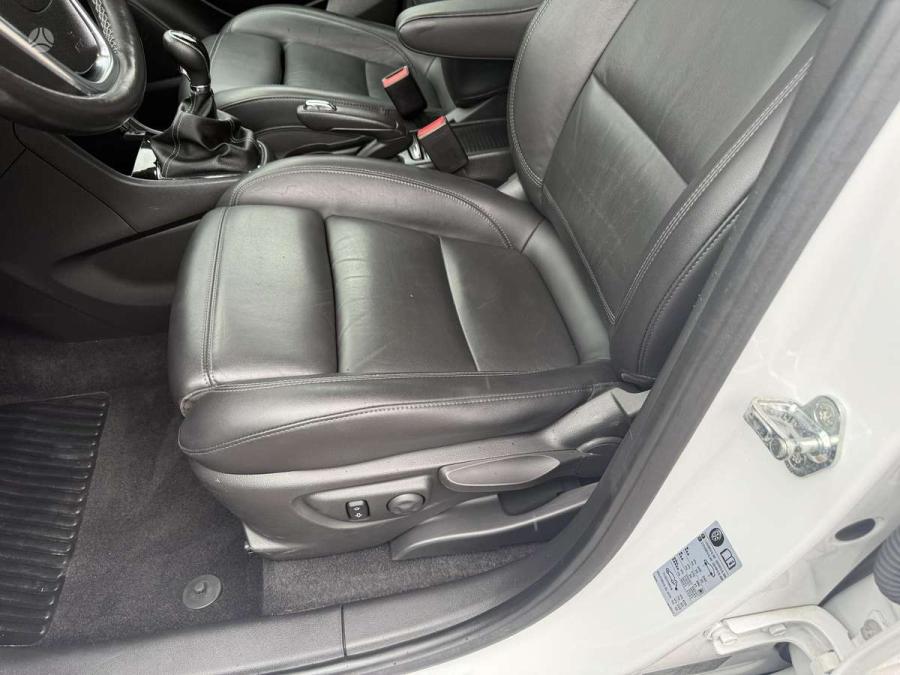 Balts Opel Mokka X 2018 Tauragė, ar dzinēja tilpumu 1.60 L un nobraukumu 82 tūkst. km par 9500 €, foto 11 vietnē AUTOMOTO.COM.LV