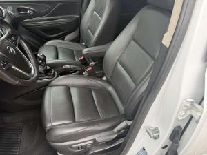 Balts Opel Mokka X 2018 Tauragė, ar dzinēja tilpumu 1.60 L un nobraukumu 82 tūkst. km par 9500 €, foto 12 vietnē AUTOMOTO.COM.LV