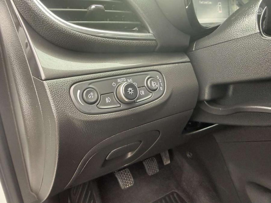 Balts Opel Mokka X 2018 Tauragė, ar dzinēja tilpumu 1.60 L un nobraukumu 82 tūkst. km par 9500 €, foto 13 vietnē AUTOMOTO.COM.LV