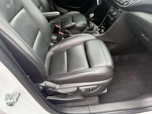 Balts Opel Mokka X 2018 Tauragė, ar dzinēja tilpumu 1.60 L un nobraukumu 82 tūkst. km par 9500 €, foto 23 vietnē AUTOMOTO.COM.LV