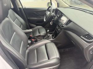 Balts Opel Mokka X 2018 Tauragė, ar dzinēja tilpumu 1.60 L un nobraukumu 82 tūkst. km par 9500 €, foto 24 vietnē AUTOMOTO.COM.LV
