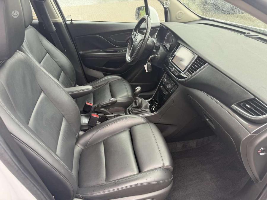 Balts Opel Mokka X 2018 Tauragė, ar dzinēja tilpumu 1.60 L un nobraukumu 82 tūkst. km par 9500 €, foto 24 vietnē AUTOMOTO.COM.LV