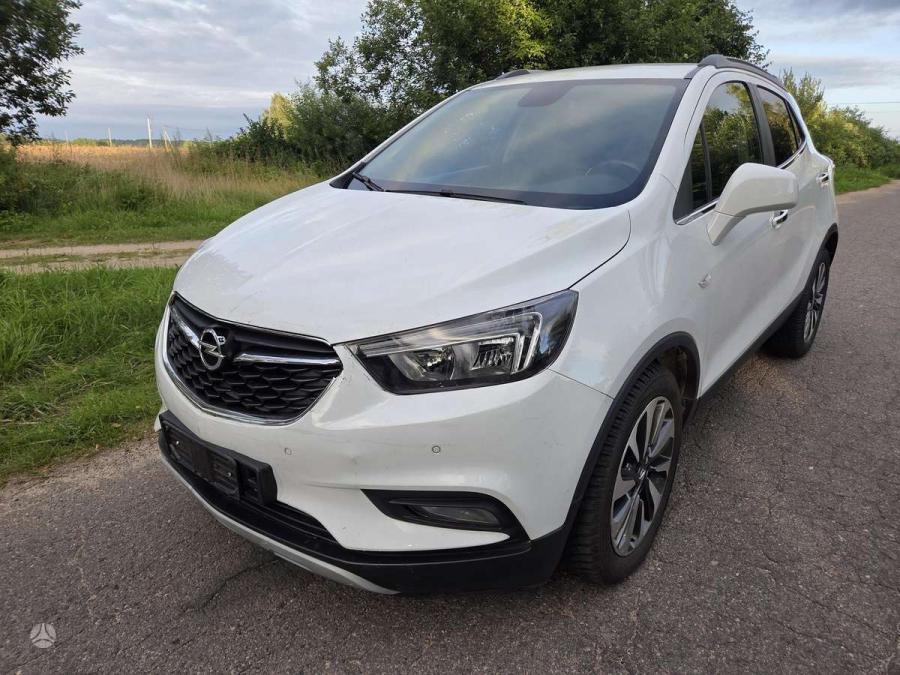 Белый Опель Мокка X 2018 в Каунас, объемом двигателя 1.60 л и пробегом 101 тыс. км за 6900 €, фото 1 на AUTOMOTO.COM.LV