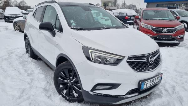 White Opel Mokka X 2019 in Siauliai, with an engine capacity of 1.60 L and mileage of 190 thousand km for 9000 €, photo 4 on AUTOMOTO.COM.LV
