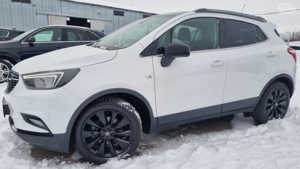 White Opel Mokka X 2019 in Siauliai, with an engine capacity of 1.60 L and mileage of 190 thousand km for 9000 €, photo 6 on AUTOMOTO.COM.LV