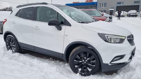 White Opel Mokka X 2019 in Siauliai, with an engine capacity of 1.60 L and mileage of 190 thousand km for 9000 €, photo 8 on AUTOMOTO.COM.LV