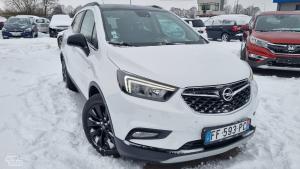 White Opel Mokka X 2019 in Siauliai, with an engine capacity of 1.60 L and mileage of 190 thousand km for 8999 €, photo  on AUTOMOTO.COM.LV