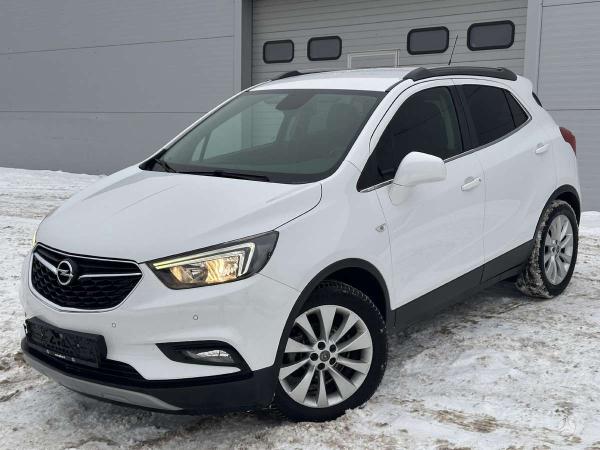 White Opel Mokka X 2019 in Utena, with an engine capacity of 1.60 L and mileage of 123 thousand km for 8950 €, photo 1 on AUTOMOTO.COM.LV