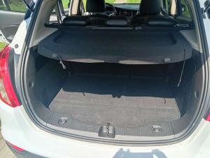 White Opel Mokka X 2017 in Panevezys, with an engine capacity of 1.60 L and mileage of 239 thousand km for 6400 €, photo 20 on AUTOMOTO.COM.LV