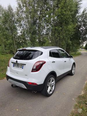 Yellow Opel Mokka X 2017 in Vilnius, with an engine capacity of 1.60 L and mileage of 208 thousand km for 8800 €, photo 5 on AUTOMOTO.COM.LV