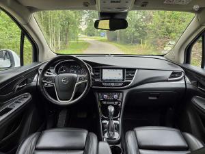 Yellow Opel Mokka X 2017 in Vilnius, with an engine capacity of 1.60 L and mileage of 208 thousand km for 8800 €, photo 11 on AUTOMOTO.COM.LV