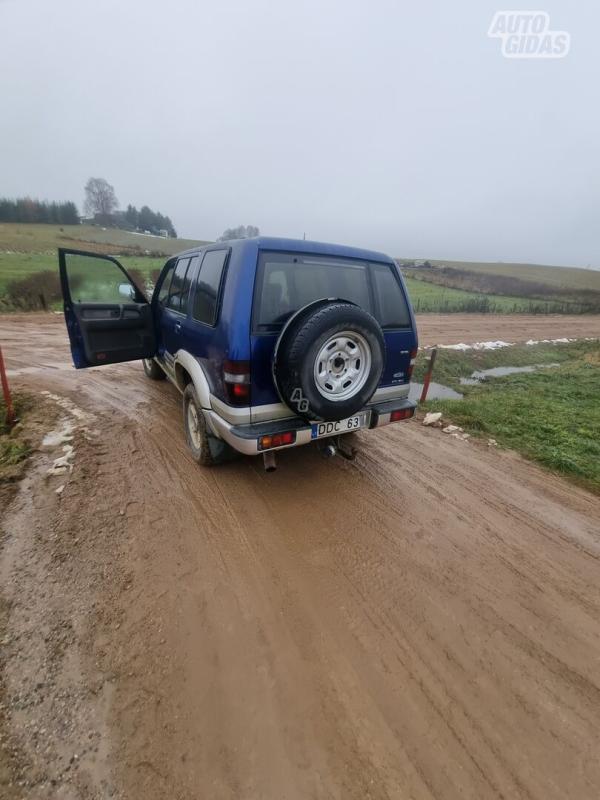 Blue Opel Monterey 2000 in Alytus, with an engine capacity of 3.00 L and mileage of 286 thousand km for 1000 €, photo 3 on AUTOMOTO.COM.LV