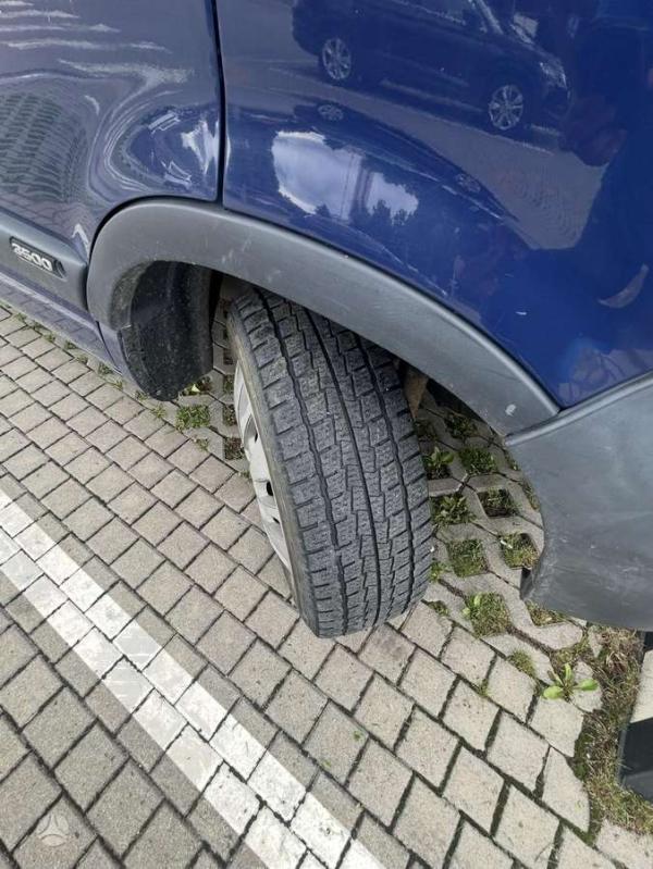 Blue Opel Movano 2006 in Vilkaviskis, with an engine capacity of 2.46 L and mileage of 400 thousand km for 4400 €, photo 7 on AUTOMOTO.COM.LV