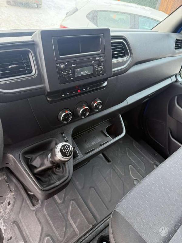Blue Opel Movano 2021 in Kaunas, with an engine capacity of 2.30 L and mileage of 205 thousand km for 9950 €, photo 11 on AUTOMOTO.COM.LV