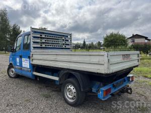 Blue Opel Movano 2001 in Ogre, with an engine capacity of 2.50 L and mileage of 162 thousand km for 2490 €, photo 5 on AUTOMOTO.COM.LV