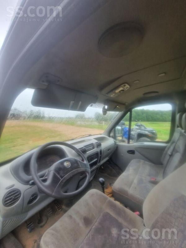 Blue Opel Movano 2003 in Balvi, with an engine capacity of 2.50 L and mileage of 460 thousand km for 700 €, photo 5 on AUTOMOTO.COM.LV