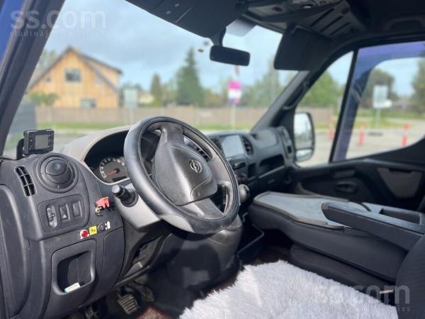 Blue Opel Movano 2021 in Tukums, with an engine capacity of 2.30 L and mileage of 389 thousand km for 7888 €, photo 6 on AUTOMOTO.COM.LV