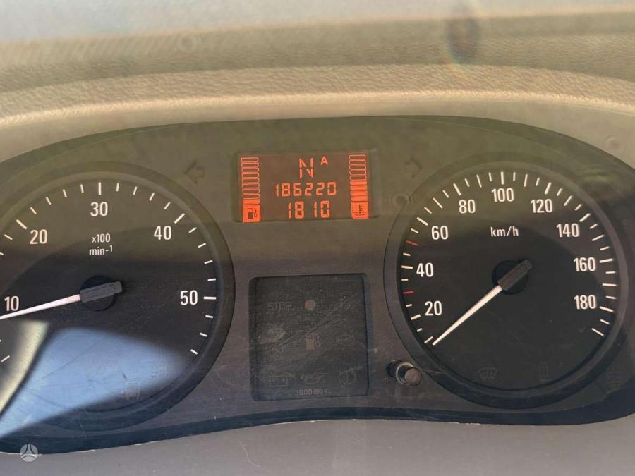 Серый Опель Movano 2007 в Паневежис, объемом двигателя 2.46 л и пробегом 186 тыс. км за 5500 €, фото 9 на AUTOMOTO.COM.LV