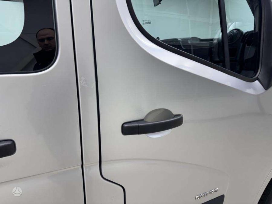 Pelēks Opel Movano 2012 Radviliškis, ar dzinēja tilpumu 2.30 L un nobraukumu 203 tūkst. km par 8950 €, foto 24 vietnē AUTOMOTO.COM.LV