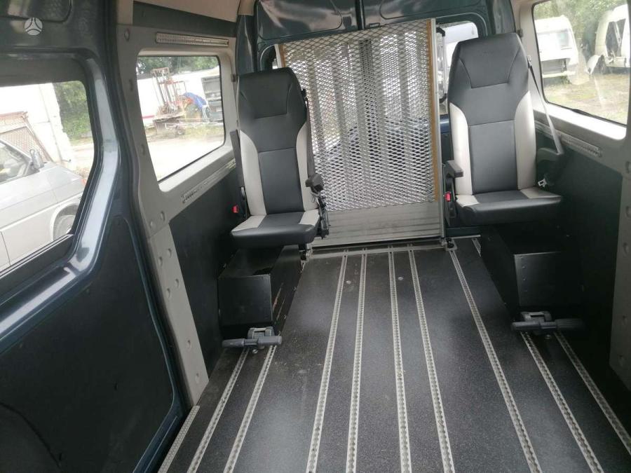 Pelēks Opel Movano 2016 Tauragė, ar dzinēja tilpumu 2.30 L un nobraukumu 238 tūkst. km par 11500 €, foto 12 vietnē AUTOMOTO.COM.LV