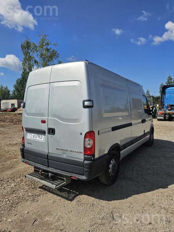 Grey Opel Movano 2004 in Rezekne, with an engine capacity of 3.00 L and mileage of 327 thousand km for 5300 €, photo 3 on AUTOMOTO.COM.LV