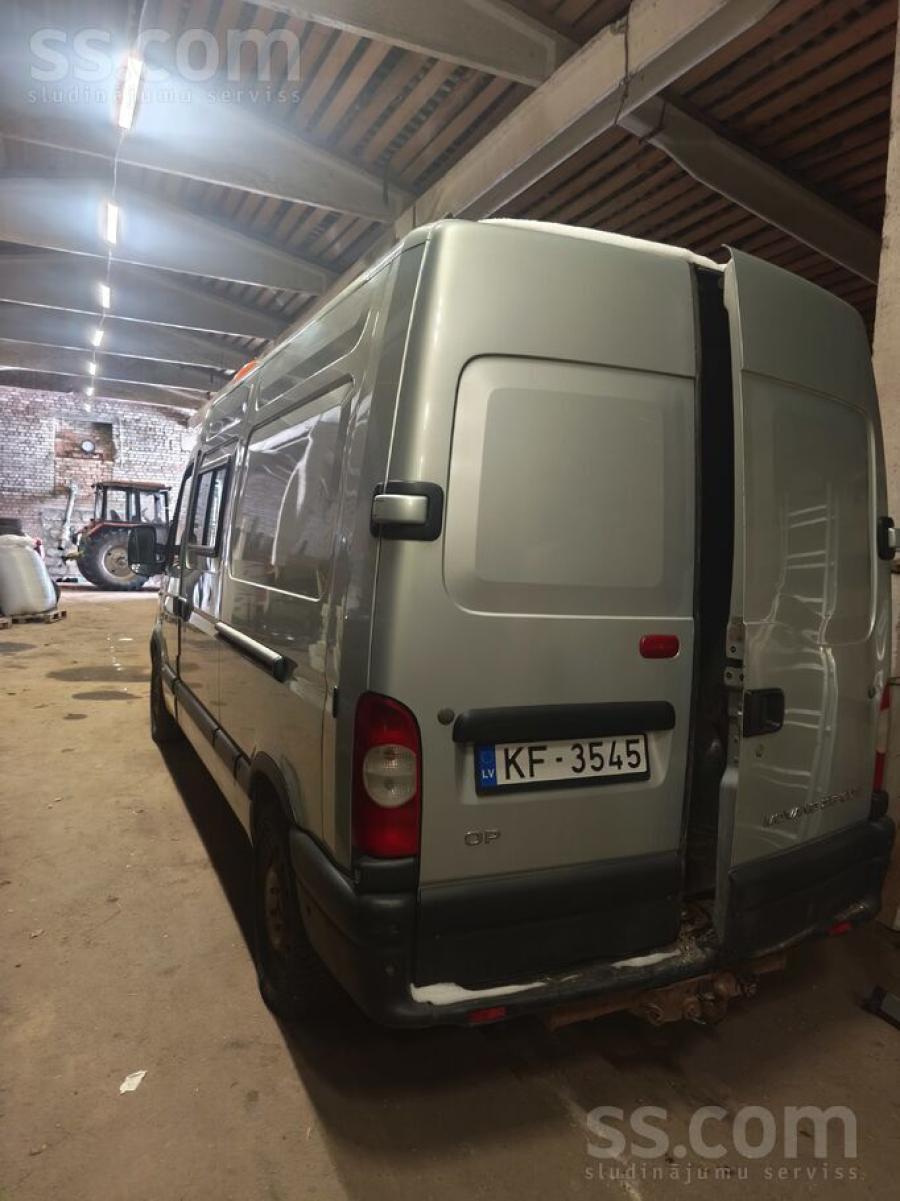Pelēks Opel Movano 2009 Bauska, ar dzinēja tilpumu 2.50 L un nobraukumu 400 tūkst. km par 3000 €, foto 4 vietnē AUTOMOTO.COM.LV