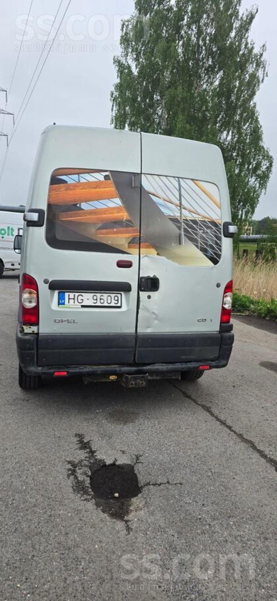 Pelēks Opel Movano 2009 Rīga, ar dzinēja tilpumu 2.50 L un nobraukumu 530 tūkst. km par 2300 €, foto 6 vietnē AUTOMOTO.COM.LV