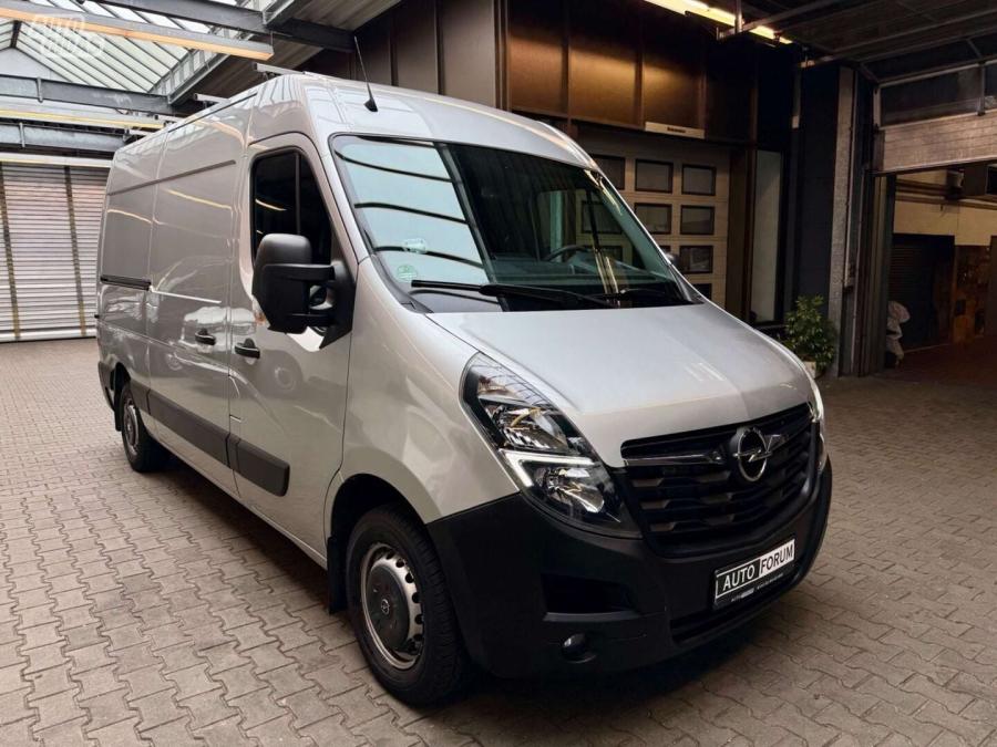 Grey Opel Movano 2022 in Kaunas, with an engine capacity of 2.30 L and mileage of 45 thousand km for 29019 €, photo 2 on AUTOMOTO.COM.LV