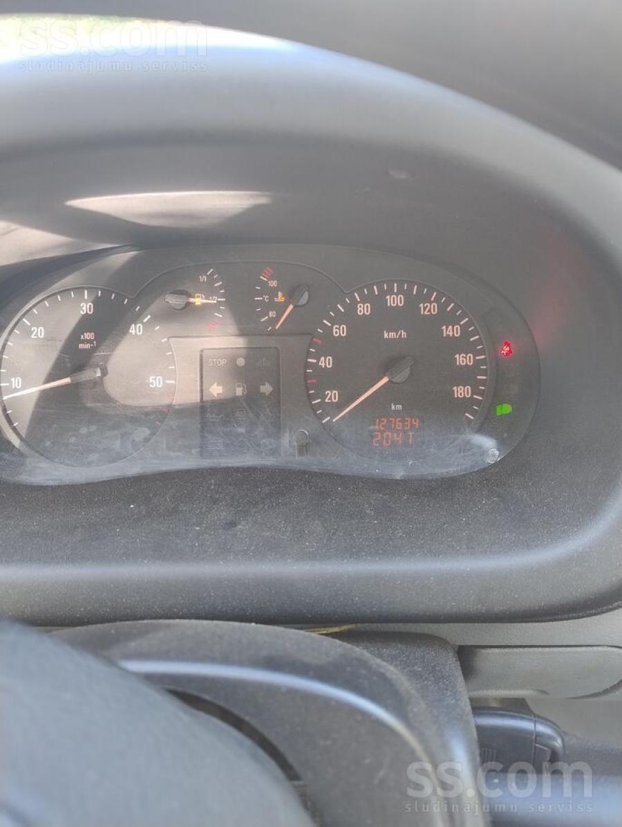 Серый Опель Movano 2003 в Краслава, объемом двигателя 2.50 л и пробегом 137 тыс. км за 4300 €, фото 9 на AUTOMOTO.COM.LV