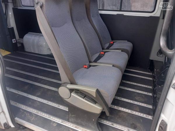 Opel Movano 2007 in Alytus, with an engine capacity of 2.50 L and mileage of 302 thousand km for 5299 €, photo 7 on AUTOMOTO.COM.LV