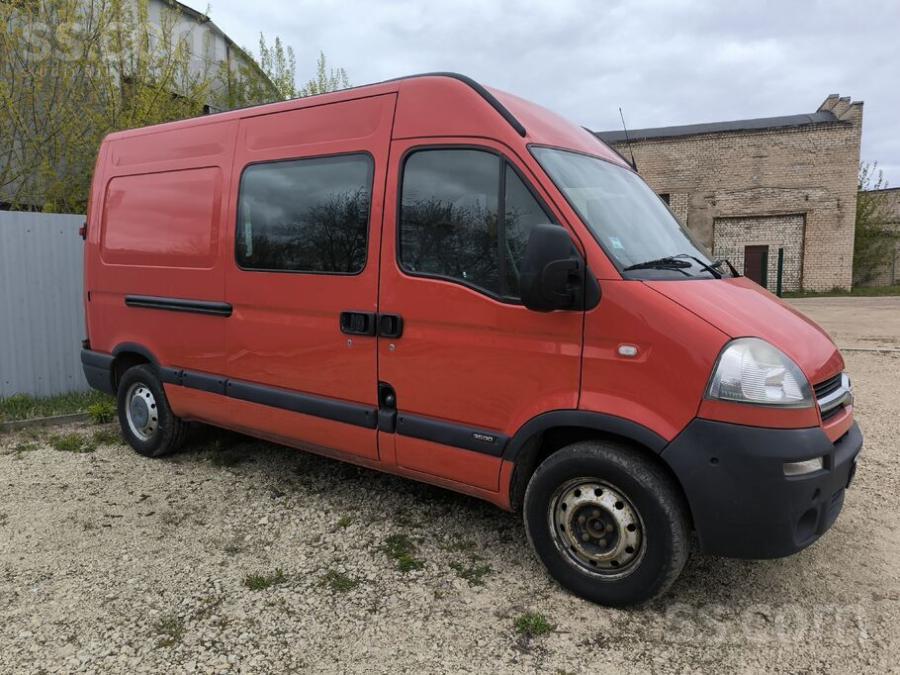 Красный Опель Movano 2006 в Лудза, объемом двигателя 2.50 л и пробегом 223 тыс. км за 5700 €, фото 5 на AUTOMOTO.COM.LV