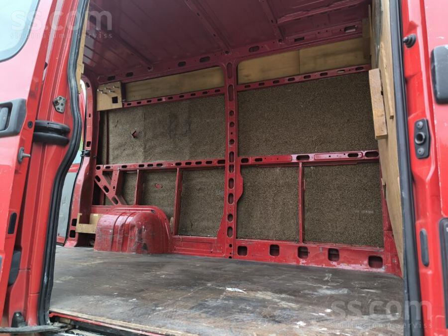 Красный Опель Movano 2006 в Лудза, объемом двигателя 2.50 л и пробегом 223 тыс. км за 5700 €, фото 10 на AUTOMOTO.COM.LV