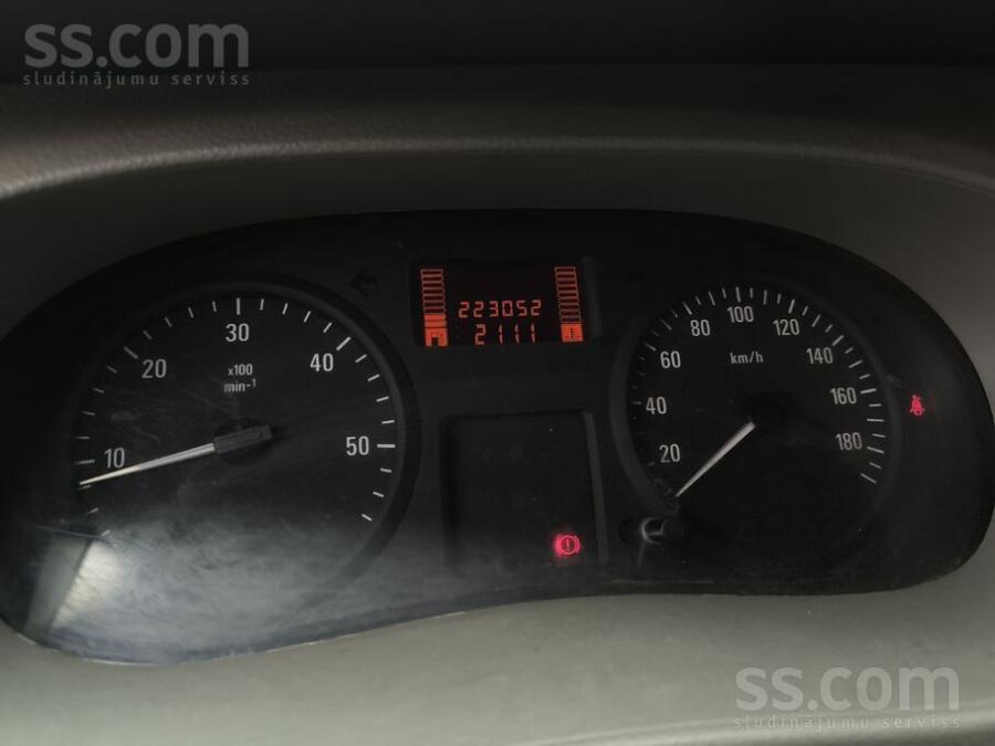 Красный Опель Movano 2006 в Лудза, объемом двигателя 2.50 л и пробегом 223 тыс. км за 5700 €, фото 14 на AUTOMOTO.COM.LV