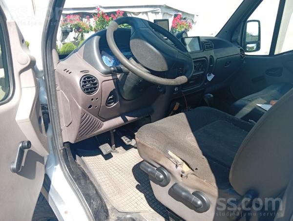 White Opel Movano 2001 in Riga, with an engine capacity of 2.50 L and mileage of 150 thousand km for 7000 €, photo 6 on AUTOMOTO.COM.LV