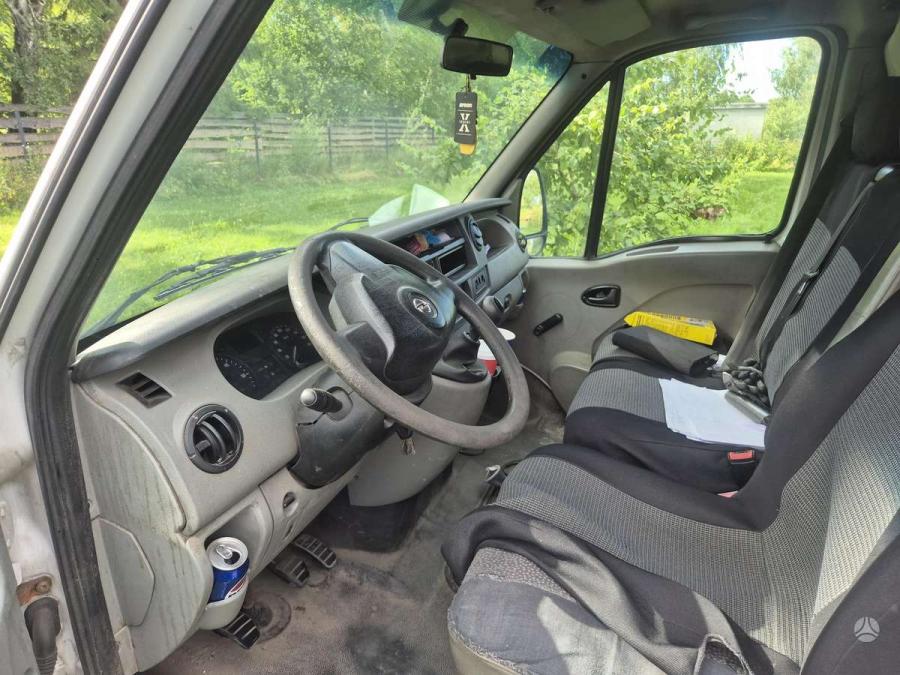 White Opel Movano 2008 in Vilnius, with an engine capacity of 2.46 L and mileage of 230 thousand km for 620 €, photo 9 on AUTOMOTO.COM.LV