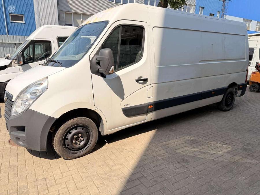 White Opel Movano 2011 in Kaunas, with an engine capacity of 2.30 L and mileage of 748 thousand km for 2700 €, photo 1 on AUTOMOTO.COM.LV