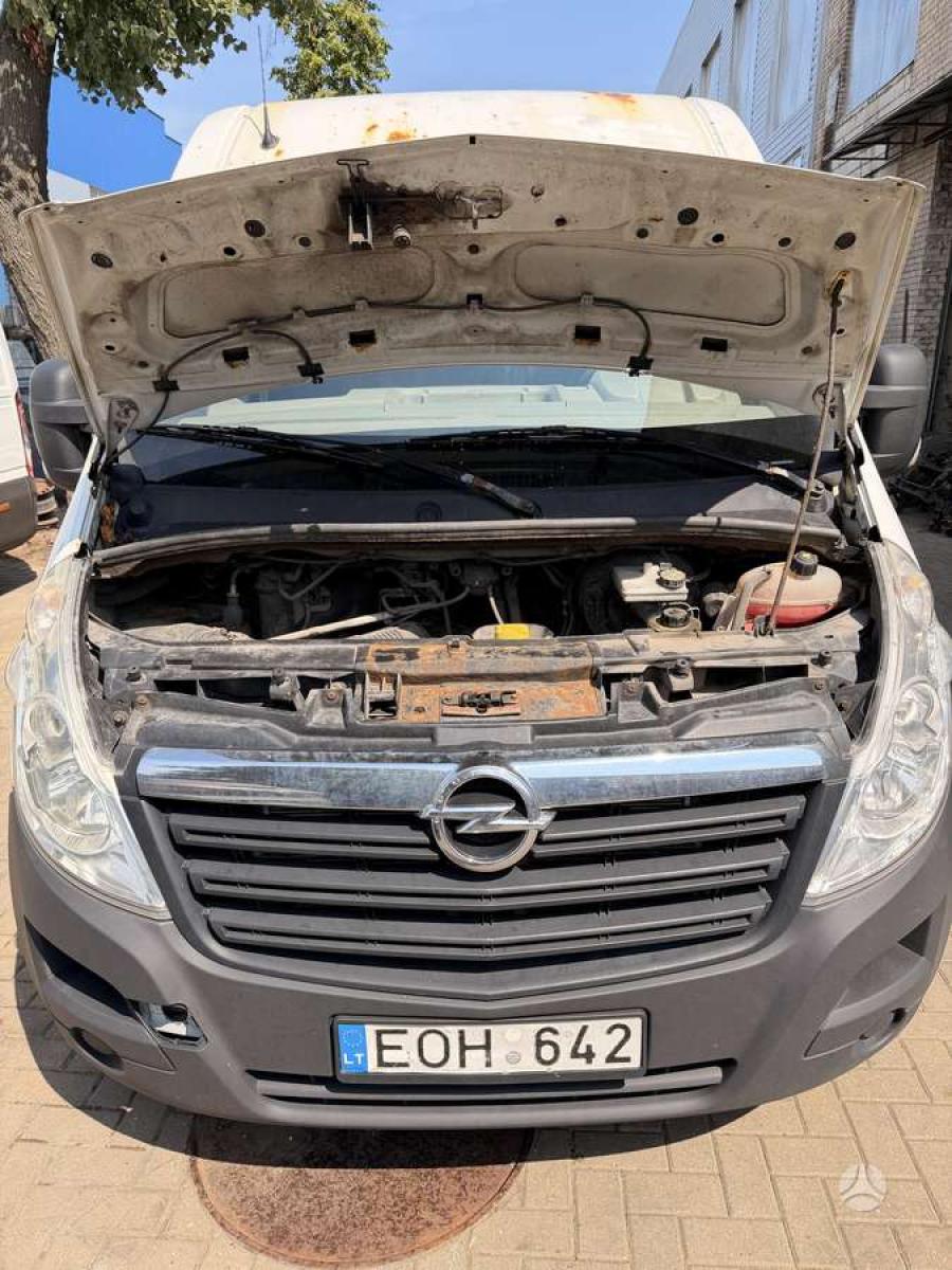 White Opel Movano 2011 in Kaunas, with an engine capacity of 2.30 L and mileage of 748 thousand km for 2700 €, photo 8 on AUTOMOTO.COM.LV