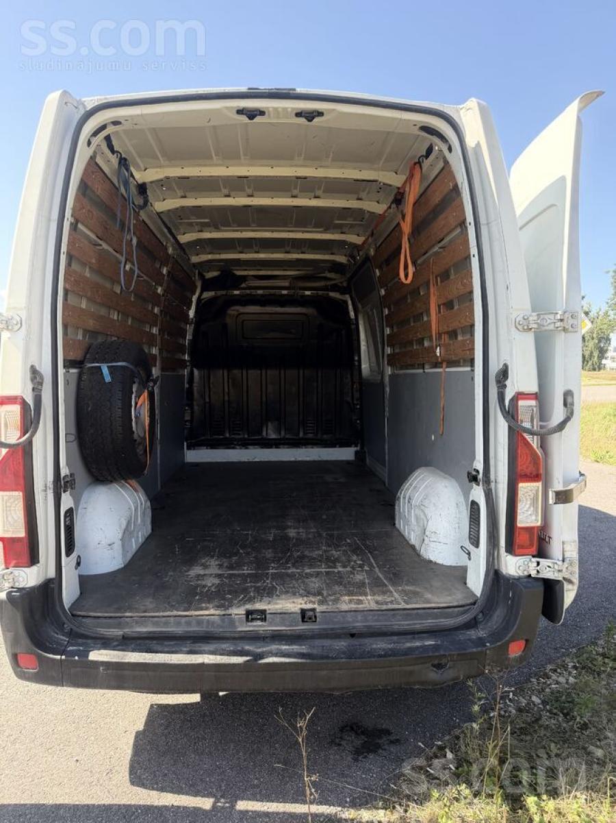 Balts Opel Movano 2015 Rīga, ar dzinēja tilpumu 2.30 L un nobraukumu 301 tūkst. km par 5050 €, foto 11 vietnē AUTOMOTO.COM.LV