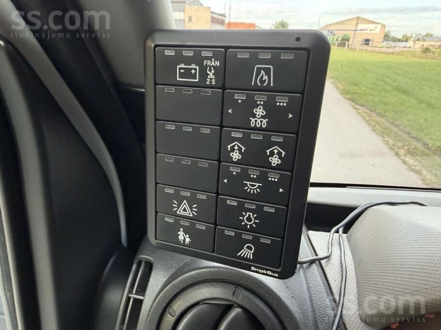 White Opel Movano 2016 in Jelgava, with an engine capacity of 2.30 L and mileage of 299 thousand km for 14500 €, photo 17 on AUTOMOTO.COM.LV